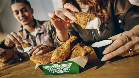 30 Facts About Wingstop Free Wings