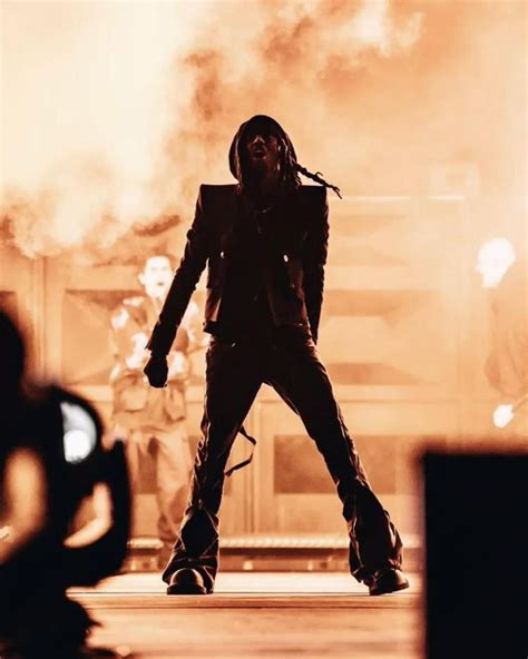 Pin By On Pins By You Hombre Casual Streetwear Y K Streetwear Women