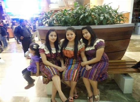Mundo Guate Chapinas De Traje Tipico