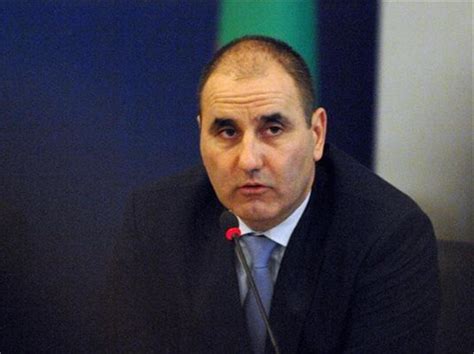 Атака се дърпа да подпише обществен договор за честни избори