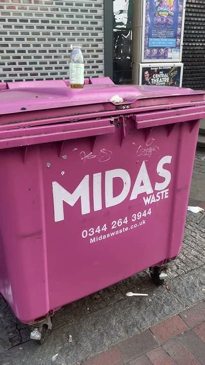 Розовый мусорник англия Travel жизнь Uk Funny Youtube