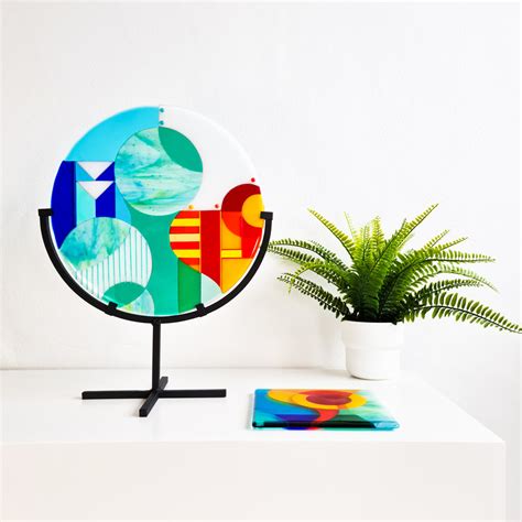 The Hard Edge Glass Art Style Explained Glassartbylinda
