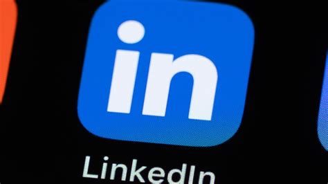 Linkedin Is Using Your Data To Train Ai Heres How To Turn It Off Blog