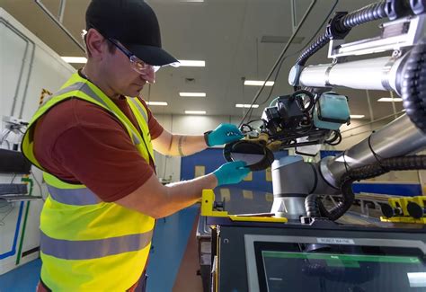 Meet The Cobot Making Life Easier For Boeing Employees Create Digital