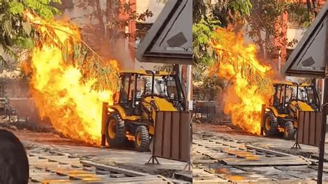 Gas Pipeline Burst During Road Excavation In Mahim Video