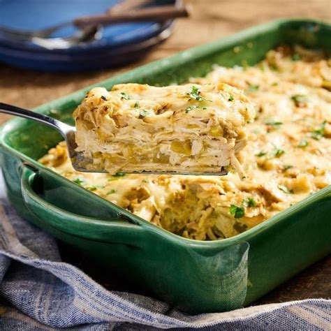 29 Delicious Canned Chicken Casserole Recipes Easy Crust And Slices