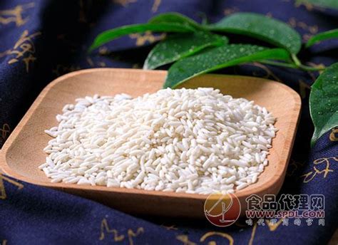 常吃糯米有什么好处 那些人不能吃糯米 秒火食品代理网