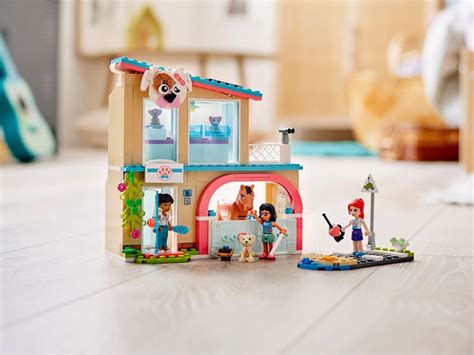 LEGO Friends 41446 Ветеринарная клиника Хартлейк Сити | playzone.com.ua