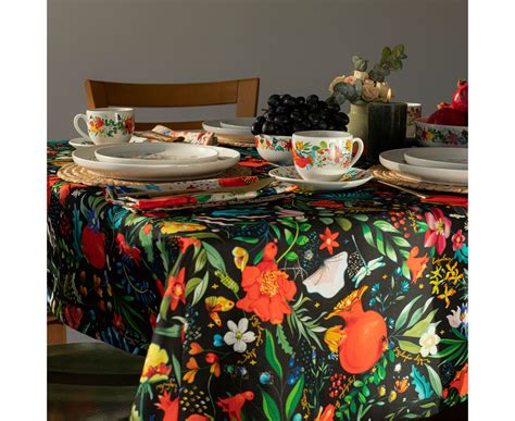 სუფრა ბროწეულების ბაღი შავი