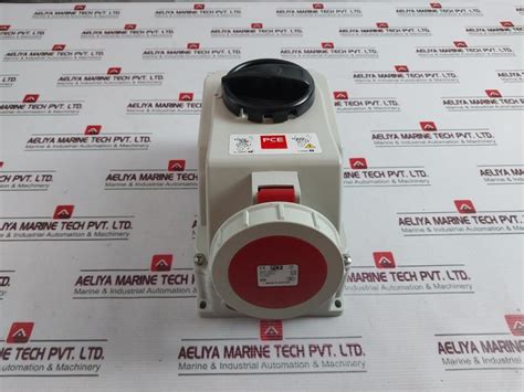 Pce 75242 Interlock Switch Socket Ip66 67 50 60hz Aeliya Marine Tech