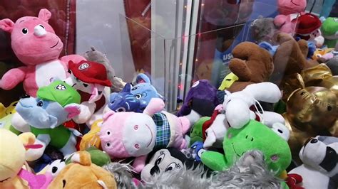 ИГРОВЫЕ АВТОМАТЫ. ИГРАЕМ В КРАН СЮРПРИЗ. - YouTube