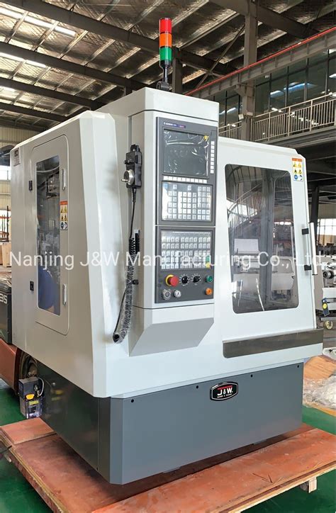 Mini Vmc Bt Small Type Vertical Machining Center CNC Milling Machine VMC Milling