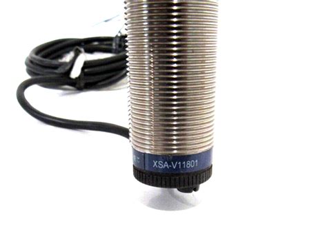 NEW TELEMECANIQUE XSA V INDUCTIVE SENSOR XSAV SB Industrial Supply Inc