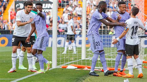 Laliga Denuncia Que Militao También Recibió Insultos En Mestalla