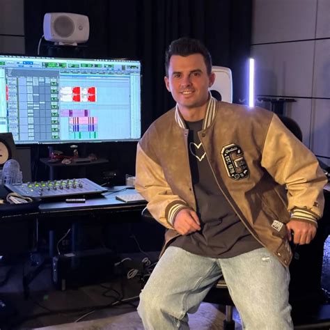 Кирилл Туриченко Я хочу завершить этот год на творческой ноте и пожелать каждому из вас не