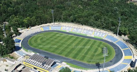 Без автомобили по улица „Мадара“ заради мача с „Ботев“