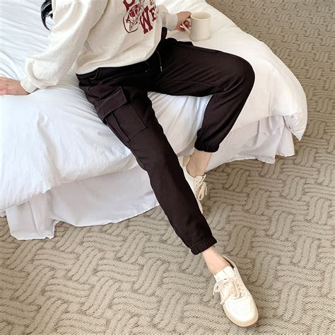 누부 테크놈코어 스트릿코디 스웨이드 카고 팬츠 조거 스타일 바지 추운 겨울 따수운 트레이닝복