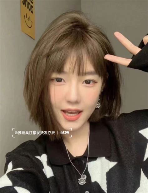 长短发发型图片 短发发型图片 大山谷图库