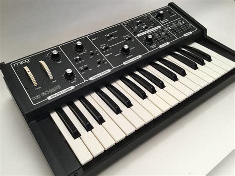 Matrixsynth Moog Rogue Synthesizer Sn 8805