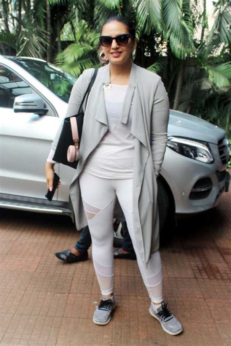 Bhumi Pednekar Huma Qureshi Dia Mirza With Mohit Raina In Bandra