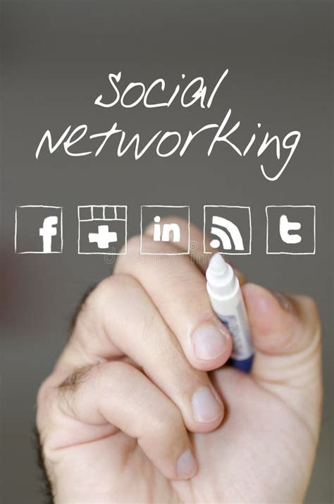 Social Networking Applications On Apple Ipad Retina Display Editorial Stock Image Image Of