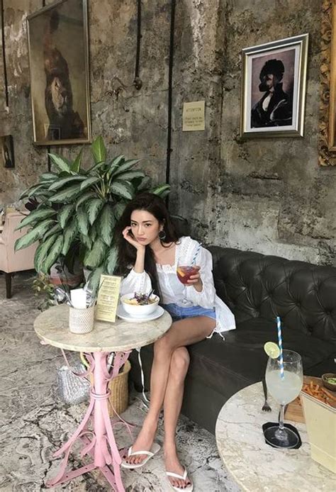 10 ไอเดียแมทช์รองเท้าแตะ สไตล์วัยรุ่นวันสบาย ชิลๆ ชิคๆ Ladyissue เว็บรีวิวเครื่องสำอาง