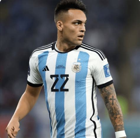 卧龙凤雏劳塔罗世界杯3次错失绝佳机会仅次于国米队友卢卡库梅西阿根廷比赛
