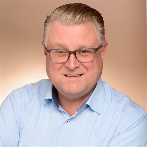 Oliver Wehr Kaufmännischer Leiter Famila Nordost Xing