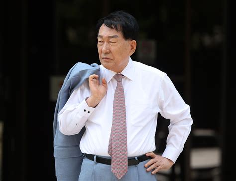 ‘공직선거법 위반 안상수 전 인천시장집행유예 2년 확정