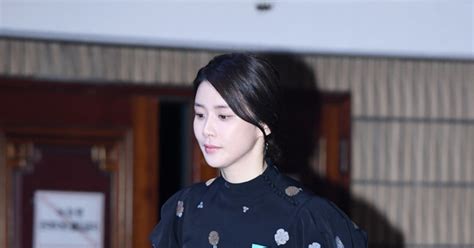 [td포토] 이보영 시선 싹쓸이한 점프수트 자태