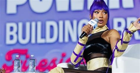 Megan Thee Stallion Appears At Dream Con In Bleach Cosplay Interest Anime News Network