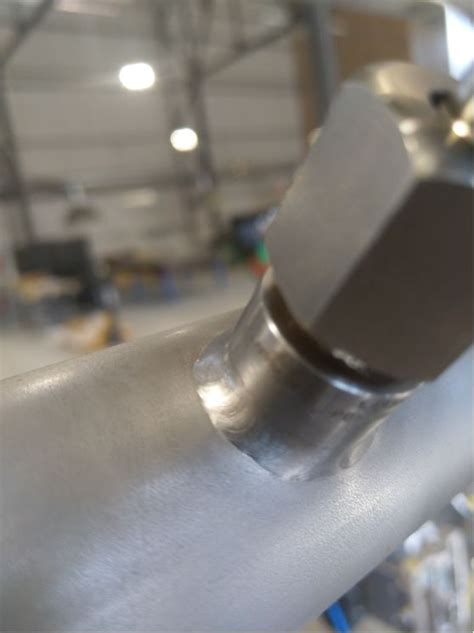 Вакрилов и сие ЕООД изработка на нестандартни изделия от инокс алуминий