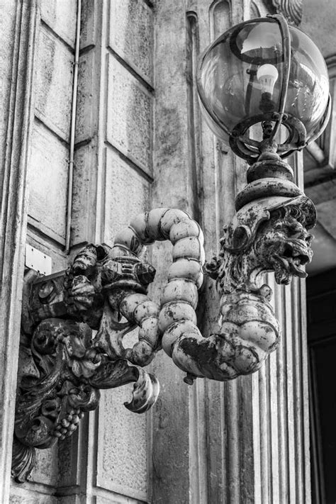 Detalles Arquitectónicos De Roma La Capital Italiana Imagen De Archivo