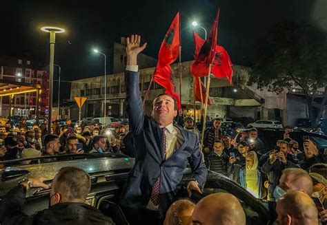 Ekskluzive “ligji Për Pagat” Kryeministrit Albin Kurti Do T`i Rritet