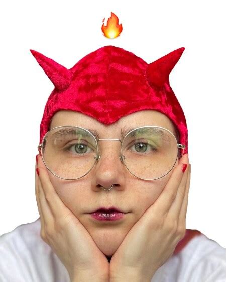 Ominna эксклюзивный контент на Boosty