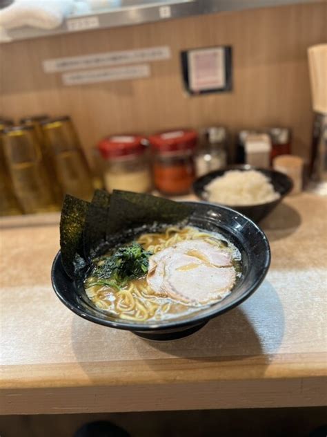 横浜家系ラーメン 麺屋いぶすけ 大塚 ラーメン 食べログ