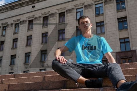 دانلود فایل لایه باز موکاپ تیشرت رنگی ساده دانلود رایگان فایل لایه