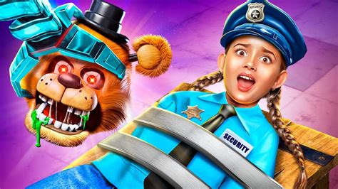 Як стати Фредді Пять ночей у Фредді в Реальному житті Екстремальні схованки з Фредді Youtube