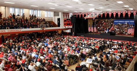 World Newsmassive Overflow Crowd Lines The Streets Outside Sold Out