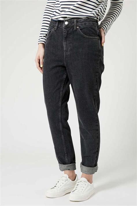 شلوار مام استایل چیست و چگونه ست می‌شود؟ ستاره