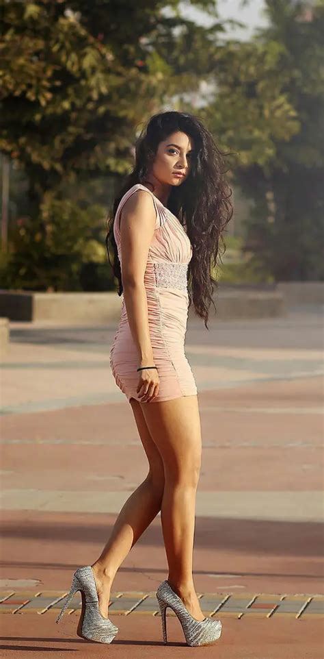 Nihareeka Singh Wallpaper By P3tr1t Download On Zedge™ B7a4