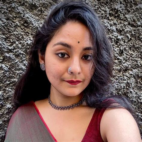 একটি স্টার দিয়ে পাশে থাকবেন। Starsender Starseverywhere Ishani Mandal Facebook