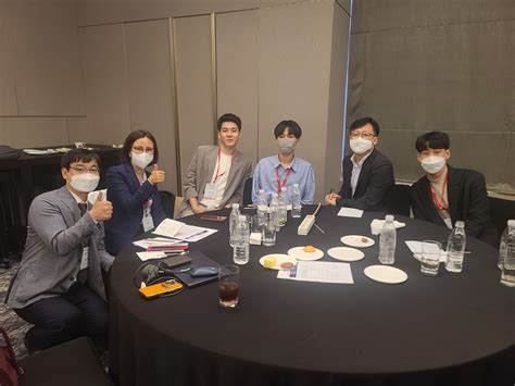 세미나 발표자 모임