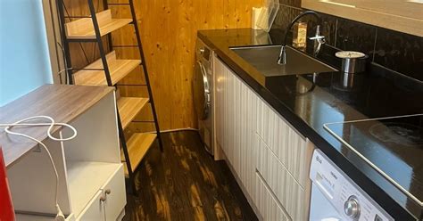 당일 긴급의뢰 했는데 친절하게 처음부터 끝까지 잘해주시고 청소도 완벽했어요 숨고 숨은고수