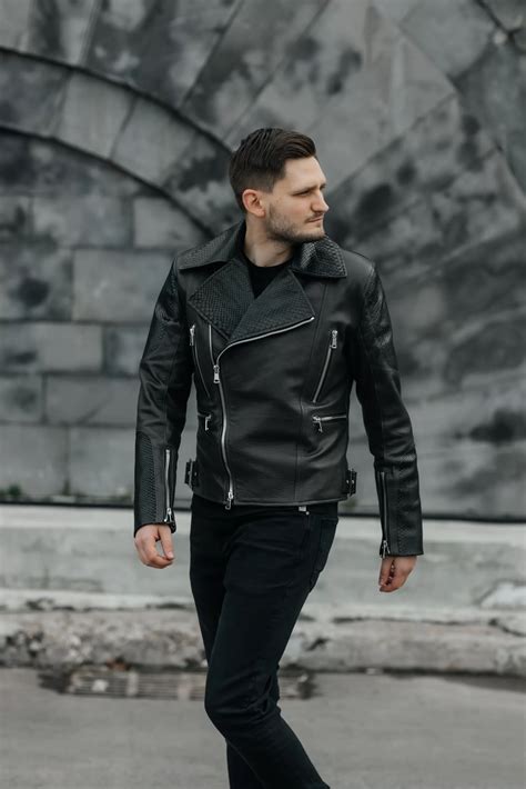 Косуха кожаная, купить куртку в RR Collection