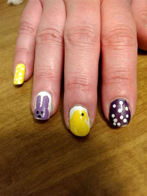 Easter Peep Inspired Nail Art Nail Art Nails Easter Peeps