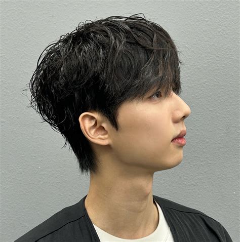 포뷰트 맨즈헤어 이안 원장 남자머리 쉐도우펌 시스루댄디 다운펌 홍대남자머리 손으로 하는 쉐도우펌 진짜 쉬우니까 꼭 한번씩 해보새요😀 남자머리 남자머리스타일 남자