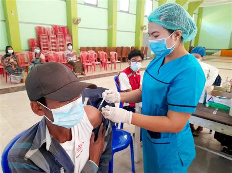 ဝေါမြို့နယ်တွင် ကိုဗစ် ၁၉ ရောဂါကာကွယ်ဆေး ထိုးနှံရန်ကျန်ရှိနေသူများနှင့် ဒုတိယအကြိမ် ဆေးထိုးရန်က