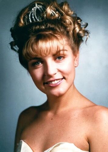 Laura Palmer Fan Casting For 2000s Born Actors As Random Characters