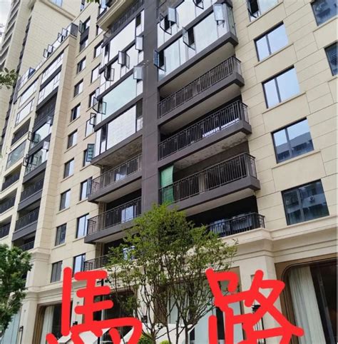 今明两年刚需买房的老百姓，要牢记这7个字：“买中、买大、不买四”！